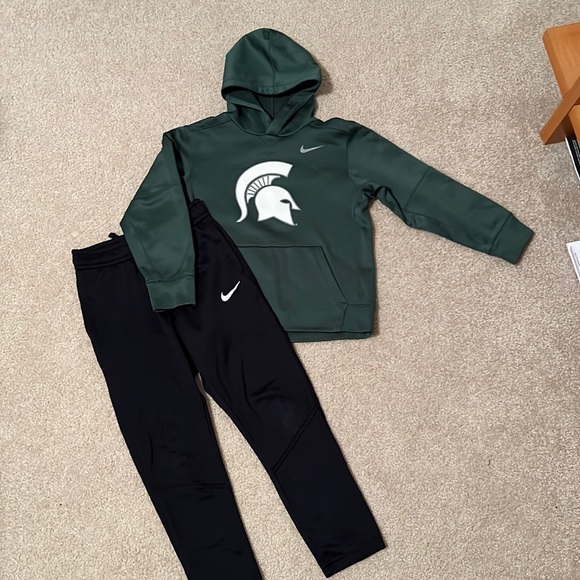 Nike | Matching Sets | Michigan State Nike Set | Poshmark